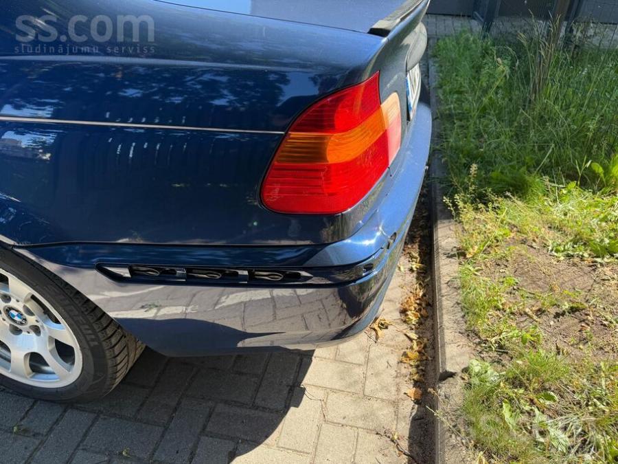 Zils BMW 316 2003 Rīga, ar dzinēja tilpumu 1.80 L un nobraukumu 202 tūkst. km par 2000 €, foto 9 vietnē AUTOMOTO.COM.LV