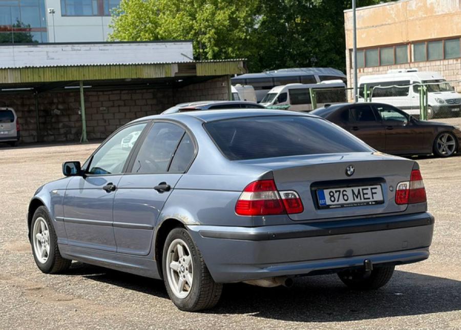 Zils BMW 316 2004 Narva, ar dzinēja tilpumu 1.80 L un nobraukumu 317 tūkst. km par 1099 €, foto 5 vietnē AUTOMOTO.COM.LV