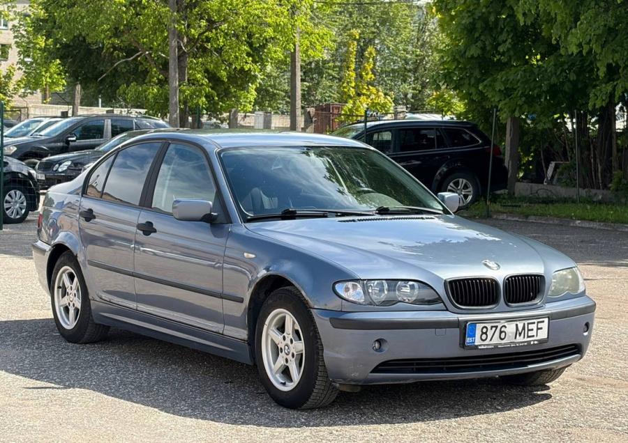 Zils BMW 316 2004 Narva, ar dzinēja tilpumu 1.80 L un nobraukumu 317 tūkst. km par 1099 €, foto 12 vietnē AUTOMOTO.COM.LV