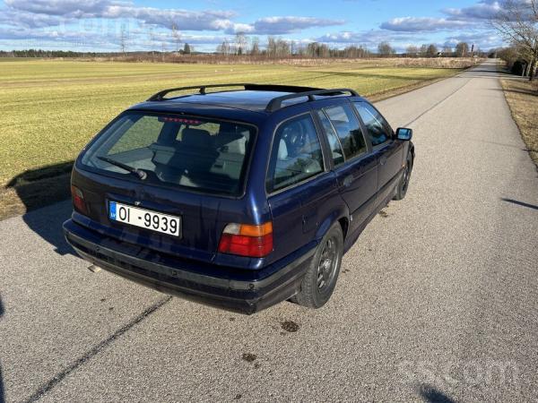 Zils BMW 316 1998 Valka, ar dzinēja tilpumu 1.60 L un nobraukumu 256 tūkst. km par 1900 €, foto 2 vietnē AUTOMOTO.COM.LV
