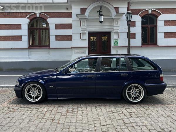 Синий БМВ 316 1998 в Валмиера, объемом двигателя 1.60 л и пробегом 255 тыс. км за 3300 €, фото 3 на AUTOMOTO.COM.LV