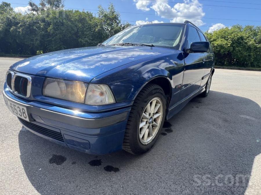 Zils BMW 316 1999 Ogre, ar dzinēja tilpumu 1.60 L un nobraukumu 214 tūkst. km par 1600 €, foto 3 vietnē AUTOMOTO.COM.LV