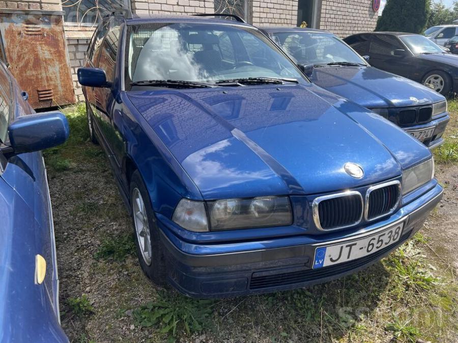 Zils BMW 316 1999 Ogre, ar dzinēja tilpumu 1.60 L un nobraukumu 214 tūkst. km par 1600 €, foto 8 vietnē AUTOMOTO.COM.LV