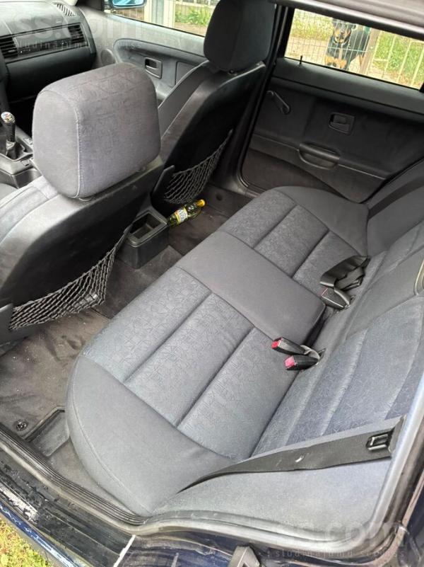 Zils BMW 316 1999 Tukums, ar dzinēja tilpumu 1.60 L un nobraukumu 250 tūkst. km par 4000 €, foto 8 vietnē AUTOMOTO.COM.LV