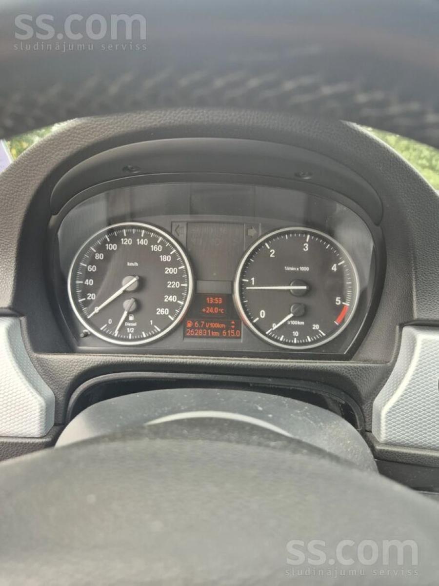 Blue BMW 316 2010 in Liepaja, with an engine capacity of 2.00 L and mileage of 262 thousand km for 5600 €, photo 14 on AUTOMOTO.COM.LV