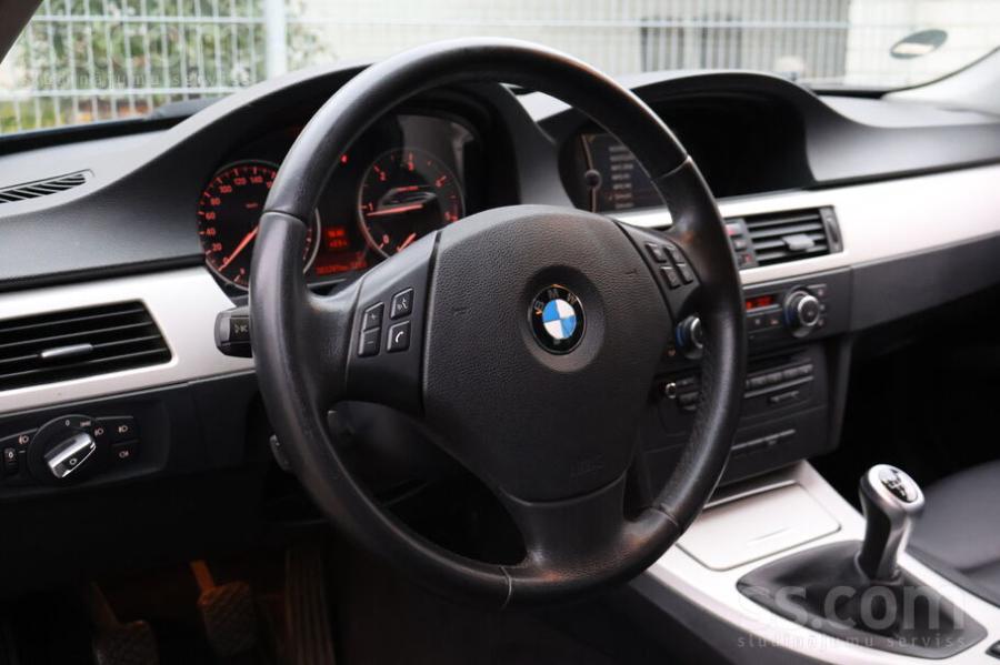 Blue BMW 316 2011 in Valmiera, with an engine capacity of 2.00 L and mileage of 386 thousand km for 3895 €, photo 19 on AUTOMOTO.COM.LV