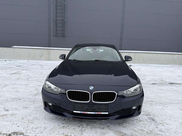 Blue BMW 316 2014 in Siauliai, with an engine capacity of 2.00 L and mileage of 292 thousand km for 6200 €, photo 2 on AUTOMOTO.COM.LV