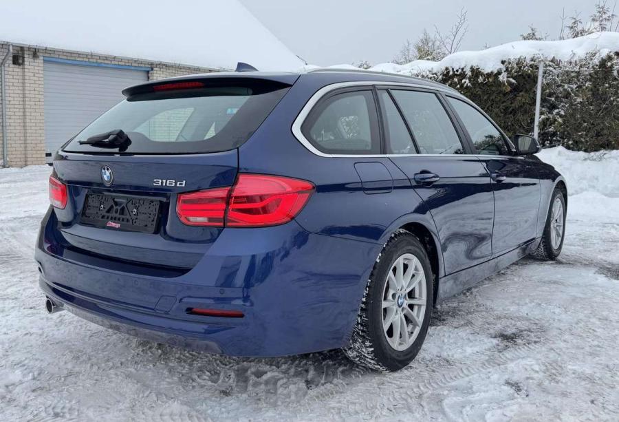 Zils BMW 316 2018 Panevēža, ar dzinēja tilpumu 2.00 L un nobraukumu 91 tūkst. km par 11900 €, foto 4 vietnē AUTOMOTO.COM.LV
