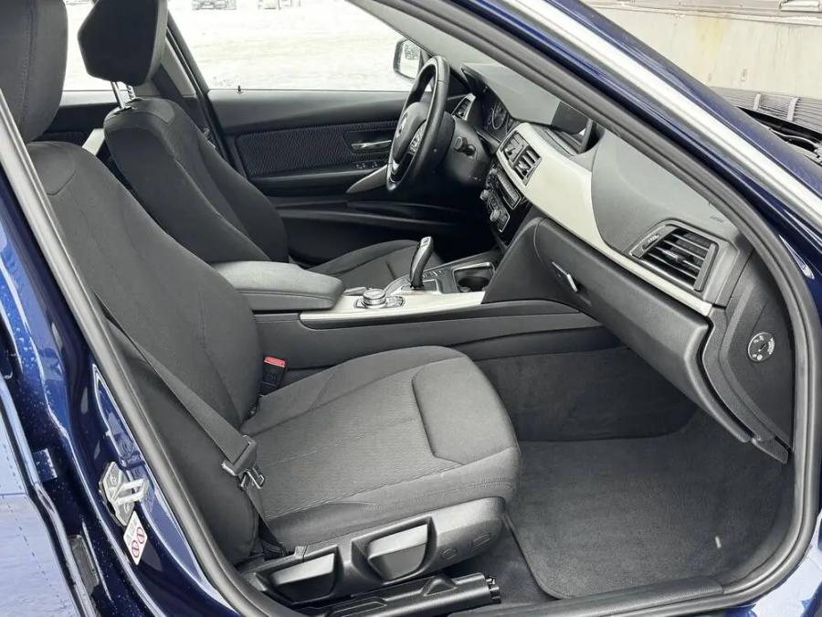 Zils BMW 316 2018 Rīga, ar dzinēja tilpumu 2.00 L un nobraukumu 92 tūkst. km par 12900 €, foto 13 vietnē AUTOMOTO.COM.LV