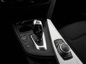 Zils BMW 316 2018 Rīga, ar dzinēja tilpumu 2.00 L un nobraukumu 92 tūkst. km par 12900 €, foto 18 vietnē AUTOMOTO.COM.LV