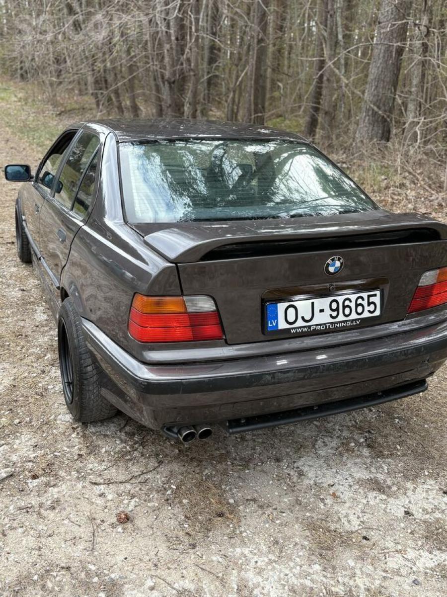 Коричневый БМВ 316 1993 в Кулдига, объемом двигателя 1.80 л и пробегом 0 тыс. км за 3700 €, фото 4 на AUTOMOTO.COM.LV
