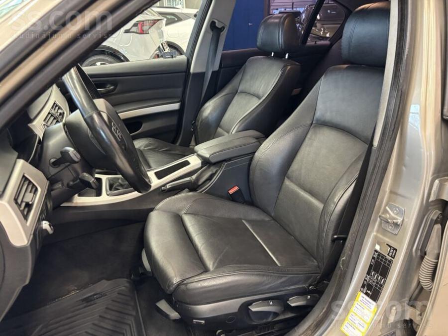 Brown BMW 316 2009 in Riga, with an engine capacity of 2.00 L and mileage of 254 thousand km for 3500 €, photo 10 on AUTOMOTO.COM.LV