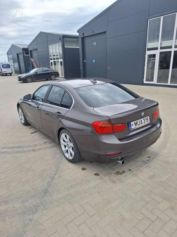 Brown BMW 316 2014 in Kaunas, with an engine capacity of 2.00 L and mileage of 388 thousand km for 6150 €, photo 2 on AUTOMOTO.COM.LV
