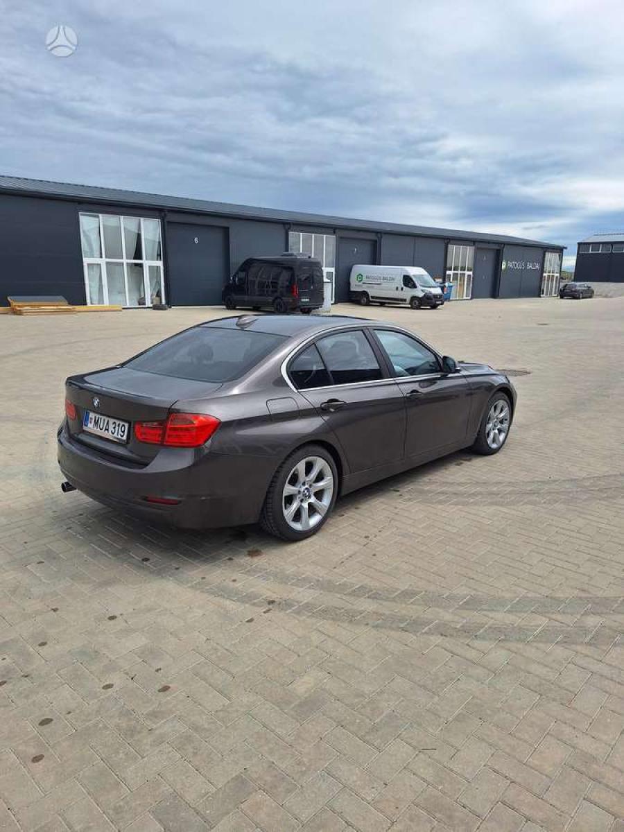 Brown BMW 316 2014 in Kaunas, with an engine capacity of 2.00 L and mileage of 388 thousand km for 6150 €, photo 7 on AUTOMOTO.COM.LV