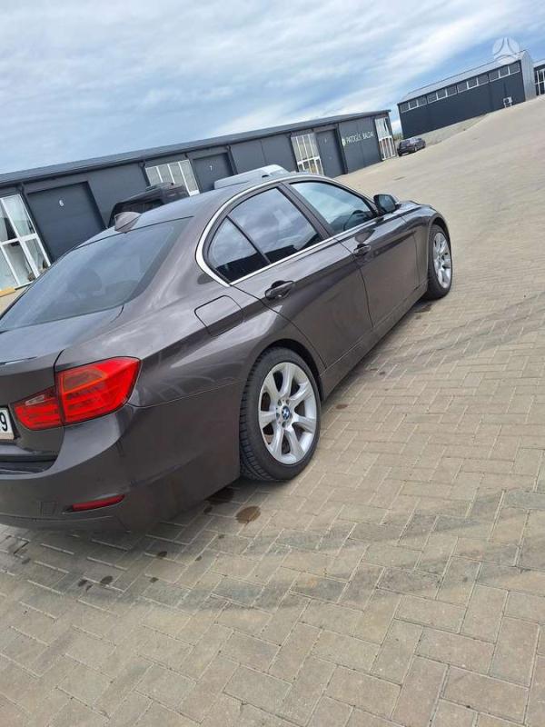 Brown BMW 316 2014 in Kaunas, with an engine capacity of 2.00 L and mileage of 388 thousand km for 6150 €, photo 7 on AUTOMOTO.COM.LV