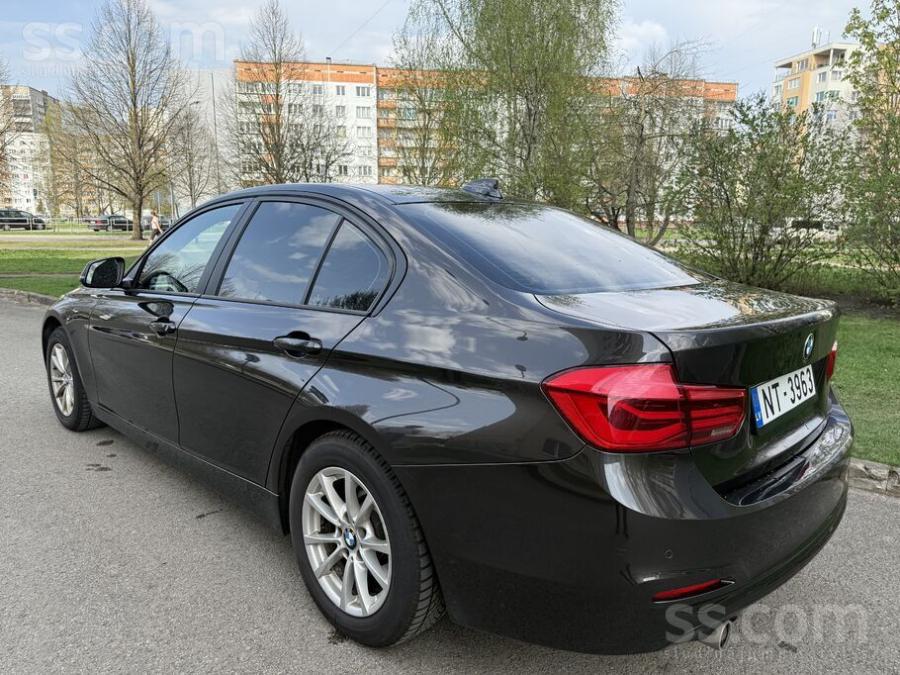 Brown BMW 316 2017 in Riga, with an engine capacity of 2.00 L and mileage of 302 thousand km for 10500 €, photo 3 on AUTOMOTO.COM.LV