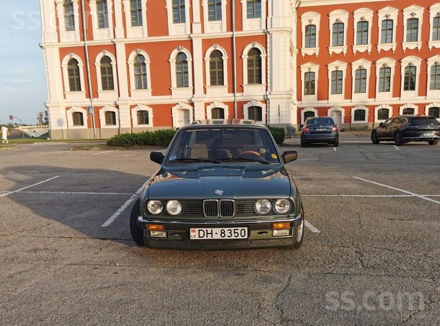 Zaļš BMW 316 1986 Jelgava, ar dzinēja tilpumu 3.00 L un nobraukumu 273 tūkst. km par 8500 €, foto 3 vietnē AUTOMOTO.COM.LV