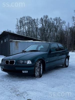 Green BMW 316 1997 in Cesis, with an engine capacity of 1.60 L and mileage of 97 thousand km for 4970 €, photo 4 on AUTOMOTO.COM.LV