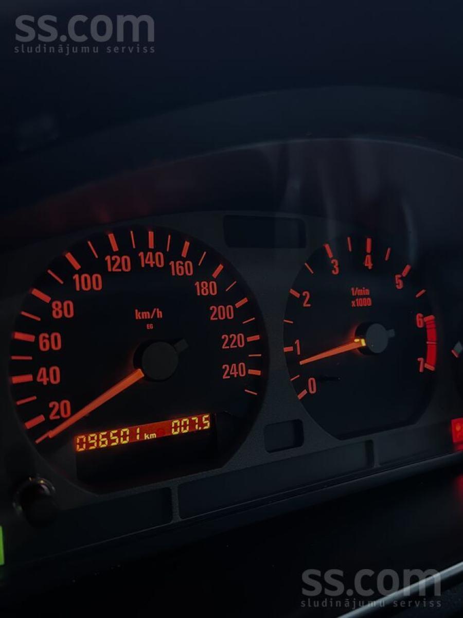 Zaļš BMW 316 1997 Cēsis, ar dzinēja tilpumu 1.60 L un nobraukumu 97 tūkst. km par 4520 €, foto 17 vietnē AUTOMOTO.COM.LV