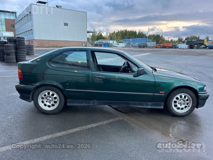 Zaļš BMW 316 1998 Tallina, ar dzinēja tilpumu 1.60 L un nobraukumu 160 tūkst. km par 2000 €, foto 5 vietnē AUTOMOTO.COM.LV