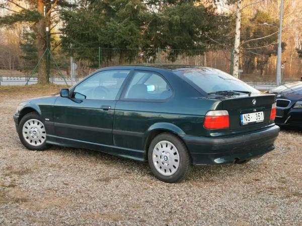 Green BMW 316 2000 in Kuldiga, with an engine capacity of 1.90 L and mileage of 189 thousand km for 1950 €, photo 4 on AUTOMOTO.COM.LV