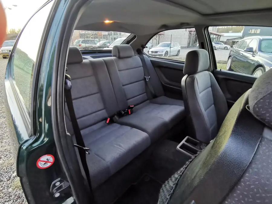 Zaļš BMW 316 2000 Kuldīga, ar dzinēja tilpumu 1.90 L un nobraukumu 189 tūkst. km par 1950 €, foto 12 vietnē AUTOMOTO.COM.LV