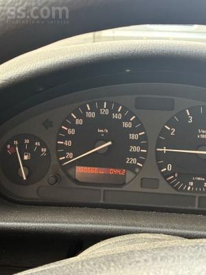 Zaļš BMW 316 1995 Jelgava, ar dzinēja tilpumu 2.50 L un nobraukumu 161 tūkst. km par 3350 €, foto 8 vietnē AUTOMOTO.COM.LV