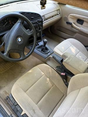 Green BMW 316 1995 in Jelgava, with an engine capacity of 2.50 L and mileage of 161 thousand km for 3250 €, photo 14 on AUTOMOTO.COM.LV