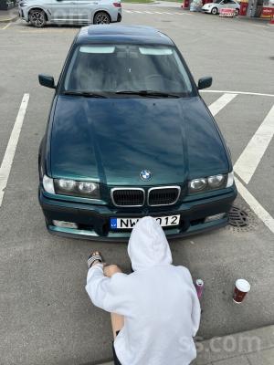 Зеленый БМВ 316 1996 в Рига, объемом двигателя 1.60 л и пробегом 274 тыс. км за 4300 €, фото 11 на AUTOMOTO.COM.LV