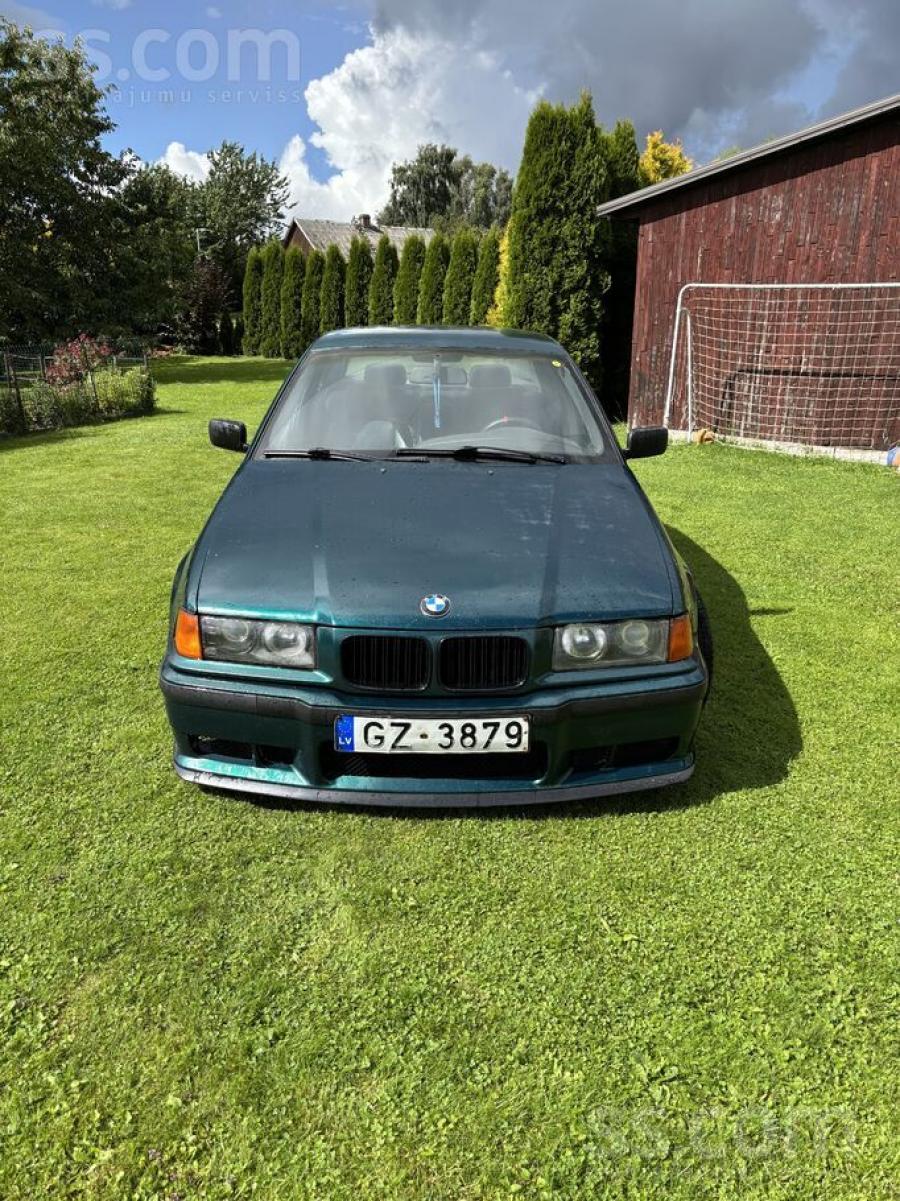 Green BMW 316 1996 in Talsi, with an engine capacity of 2.00 L and mileage of 191 thousand km for 3050 €, photo 4 on AUTOMOTO.COM.LV