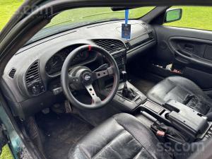Green BMW 316 1996 in Talsi, with an engine capacity of 2.00 L and mileage of 191 thousand km for 3050 €, photo 9 on AUTOMOTO.COM.LV