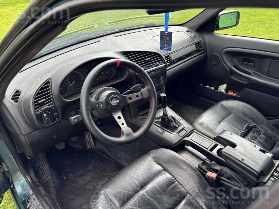 Green BMW 316 1996 in Talsi, with an engine capacity of 2.00 L and mileage of 191 thousand km for 3050 €, photo 9 on AUTOMOTO.COM.LV
