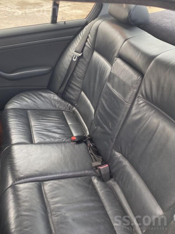 Zaļš BMW 316 2000 Rīga, ar dzinēja tilpumu 1.90 L un nobraukumu 320 tūkst. km par 2000 €, foto 7 vietnē AUTOMOTO.COM.LV