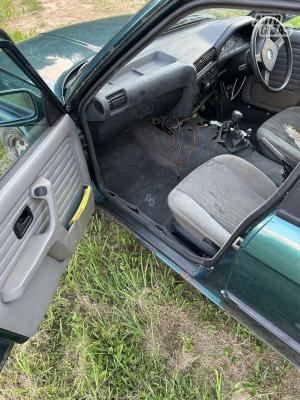 Zaļš BMW 316 1993 Alīta, ar dzinēja tilpumu 1.60 L un nobraukumu 160 tūkst. km par 1550 €, foto 9 vietnē AUTOMOTO.COM.LV
