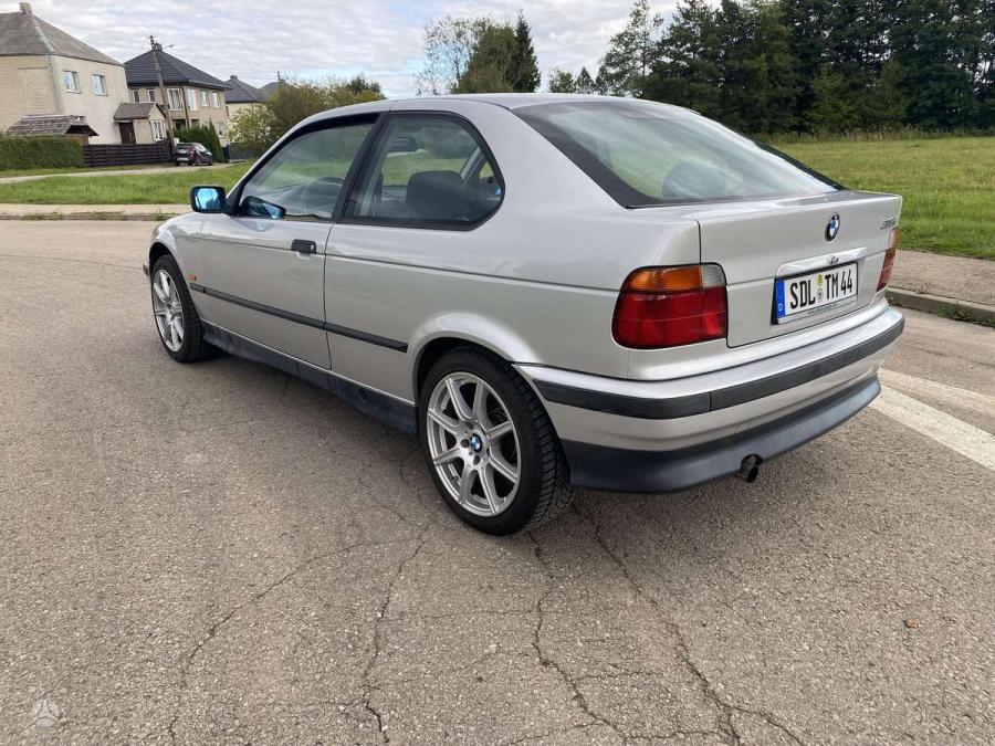 Grey BMW 316 1999 in Telschi, with an engine capacity of 1.90 L and mileage of 134 thousand km for 2200 €, photo 5 on AUTOMOTO.COM.LV