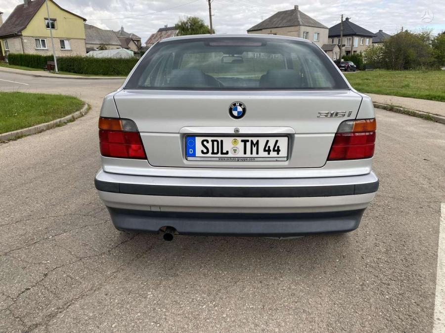 Grey BMW 316 1999 in Telschi, with an engine capacity of 1.90 L and mileage of 134 thousand km for 2200 €, photo 6 on AUTOMOTO.COM.LV