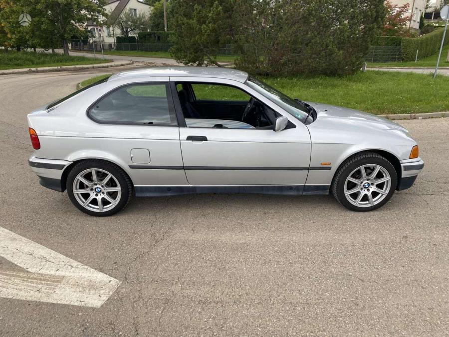 Grey BMW 316 1999 in Telschi, with an engine capacity of 1.90 L and mileage of 134 thousand km for 2200 €, photo 8 on AUTOMOTO.COM.LV