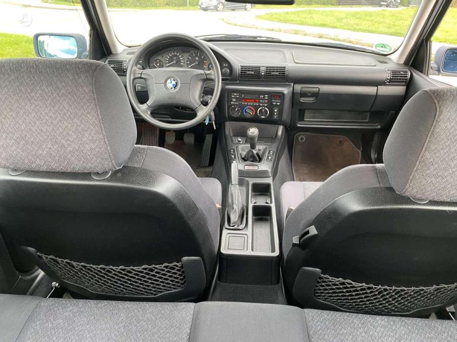 Grey BMW 316 1999 in Telschi, with an engine capacity of 1.90 L and mileage of 134 thousand km for 2200 €, photo 29 on AUTOMOTO.COM.LV