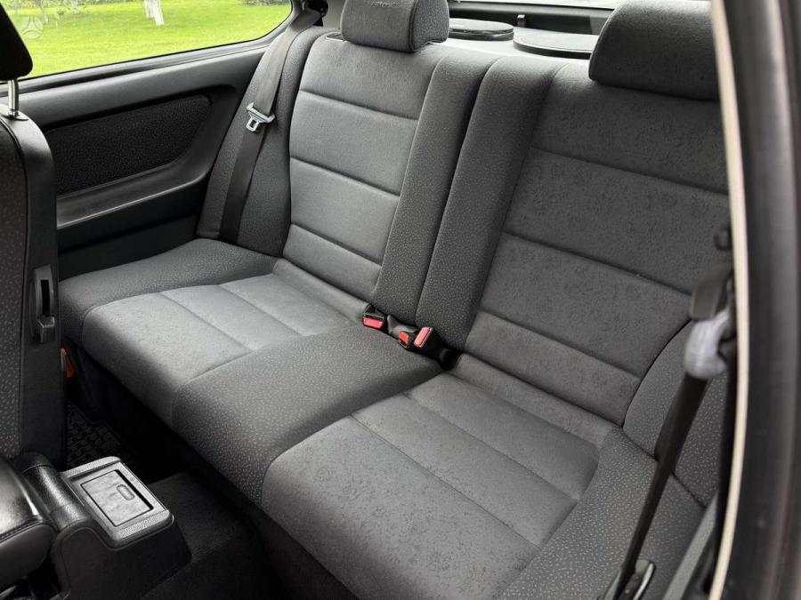 Pelēks BMW 316 2000 Kelmė, ar dzinēja tilpumu 1.90 L un nobraukumu 276 tūkst. km par 2250 €, foto 14 vietnē AUTOMOTO.COM.LV