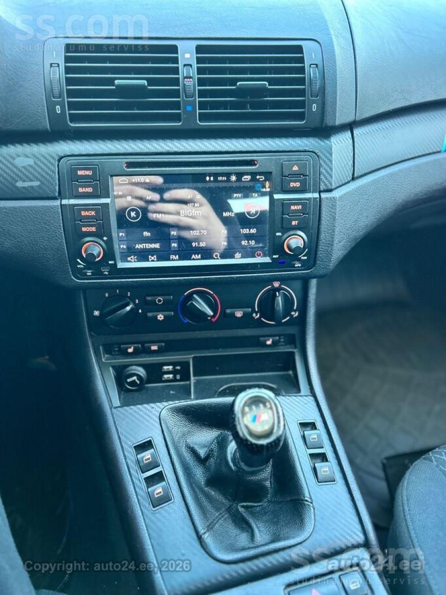 Pelēks BMW 316 2001 Tallina, ar dzinēja tilpumu 1.80 L un nobraukumu 260 tūkst. km par 2000 €, foto 17 vietnē AUTOMOTO.COM.LV