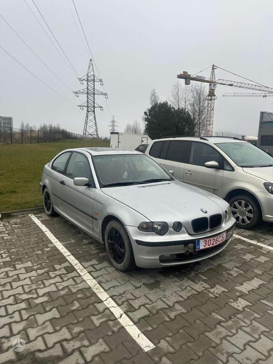 Pelēks BMW 316 2002 Viļņa, ar dzinēja tilpumu 1.80 L un nobraukumu 220 tūkst. km par 1200 €, foto 1 vietnē AUTOMOTO.COM.LV