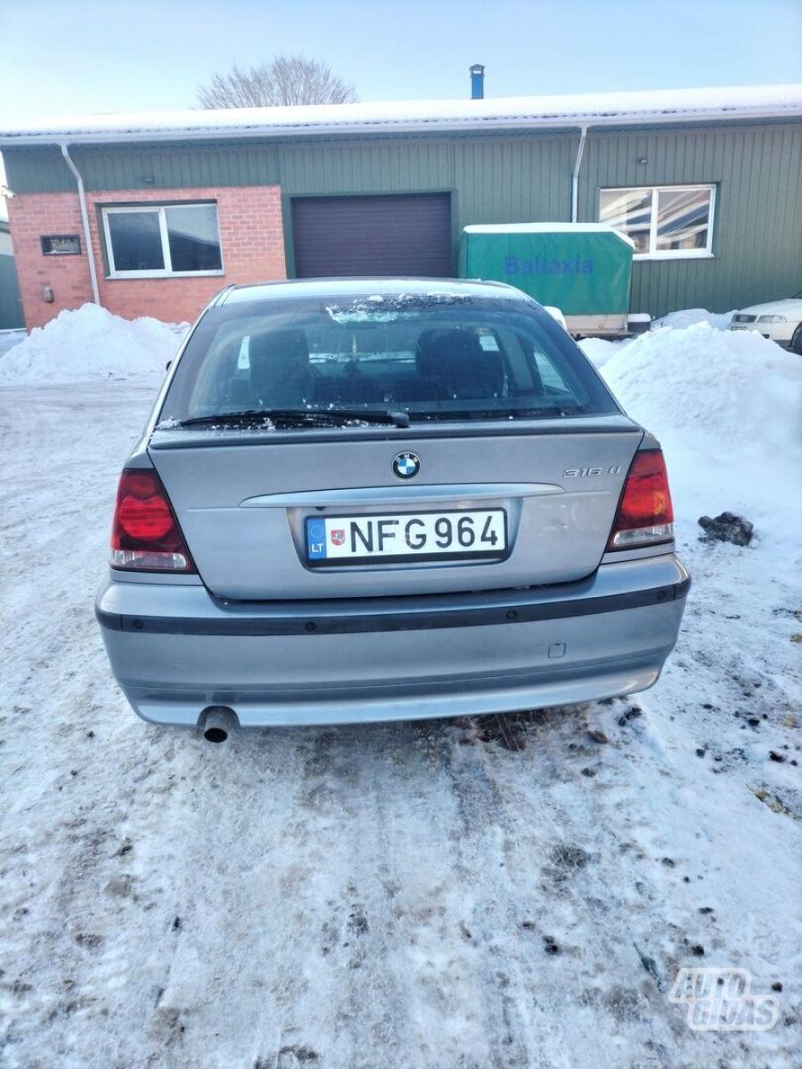 Grey BMW 316 2004 in Kaunas, with an engine capacity of 1.80 L and mileage of 169 thousand km for 1800 €, photo 6 on AUTOMOTO.COM.LV