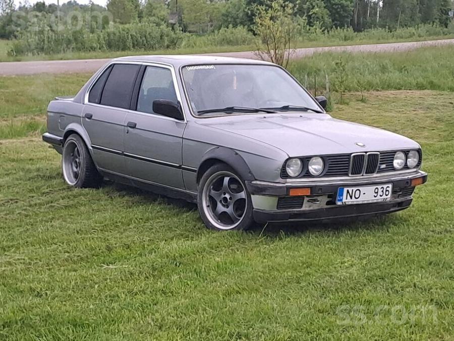 Pelēks BMW 316 1987 Preiļi, ar dzinēja tilpumu 2.50 L un nobraukumu 264 tūkst. km par 5900 €, foto 3 vietnē AUTOMOTO.COM.LV