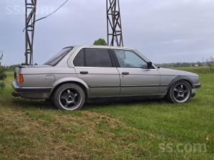 Pelēks BMW 316 1987 Preiļi, ar dzinēja tilpumu 2.50 L un nobraukumu 264 tūkst. km par 5900 €, foto 6 vietnē AUTOMOTO.COM.LV