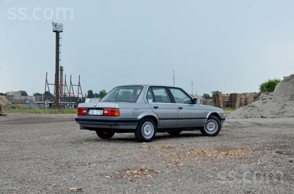 Pelēks BMW 316 1988 Rīga, ar dzinēja tilpumu 1.60 L un nobraukumu 126 tūkst. km par 7800 €, foto 4 vietnē AUTOMOTO.COM.LV