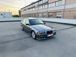 Pelēks BMW 316 1995 Rīga, ar dzinēja tilpumu 1.60 L un nobraukumu 205 tūkst. km par 4100 €, foto  vietnē AUTOMOTO.COM.LV