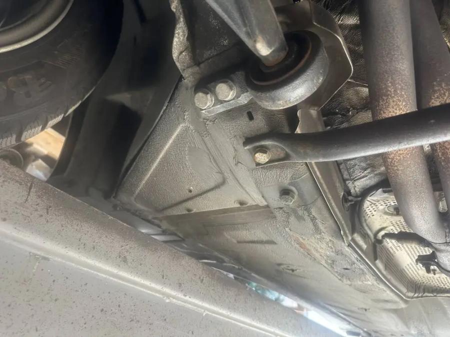 Pelēks BMW 316 1995 Rīga, ar dzinēja tilpumu 1.60 L un nobraukumu 205 tūkst. km par 4100 €, foto 19 vietnē AUTOMOTO.COM.LV