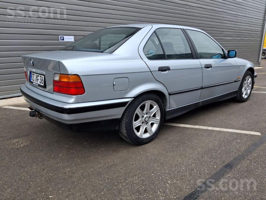 Pelēks BMW 316 1997 Rīga, ar dzinēja tilpumu 1.60 L un nobraukumu 196 tūkst. km par 2500 €, foto 4 vietnē AUTOMOTO.COM.LV