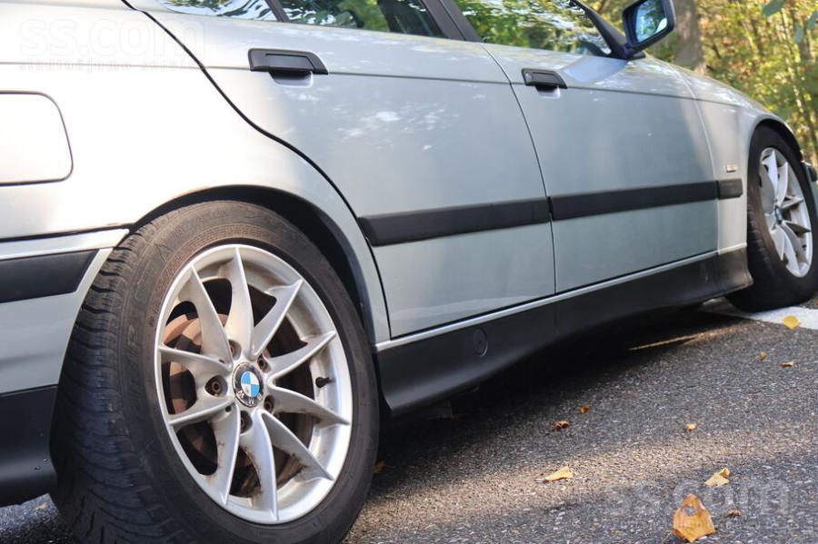Pelēks BMW 316 1997 Saldus, ar dzinēja tilpumu 1.60 L un nobraukumu 219 tūkst. km par 4245 €, foto 10 vietnē AUTOMOTO.COM.LV