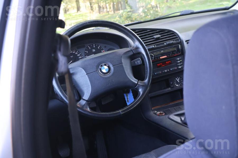 Pelēks BMW 316 1997 Saldus, ar dzinēja tilpumu 1.60 L un nobraukumu 219 tūkst. km par 4245 €, foto 14 vietnē AUTOMOTO.COM.LV